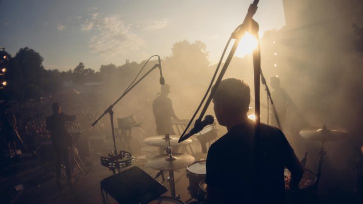7 Steps For Having The Best Time Possible At A Concert - Music Demo
